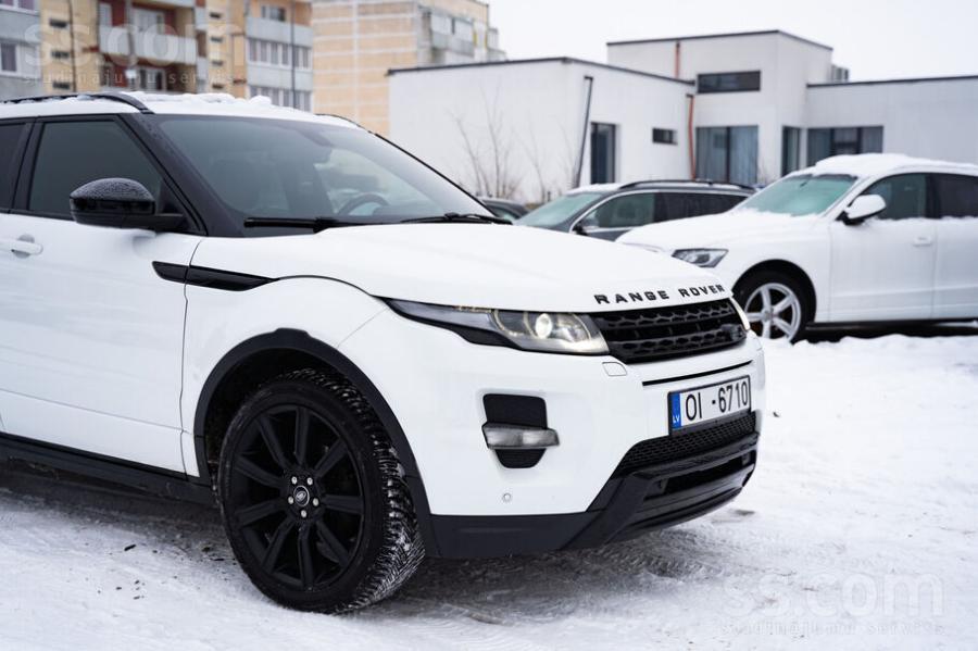 White Land Rover Range Rover Evoque 2014 in Liepaja, with an engine capacity of 2.00 L and mileage of 152 thousand km for 13500 €, photo 11 on AUTOMOTO.COM.LV