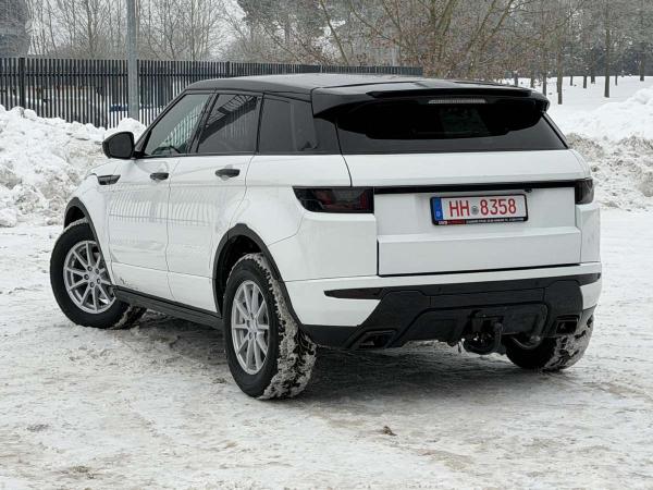 Balts Land Rover Range Rover Evoque 2014 Jonava, ar dzinēja tilpumu 2.18 L un nobraukumu 200 tūkst. km par 13750 €, foto 5 vietnē AUTOMOTO.COM.LV
