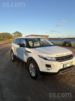 Balts Land Rover Range Rover Evoque 2014 Ogre, ar dzinēja tilpumu 2.20 L un nobraukumu 254 tūkst. km par 11000 €, foto 4 vietnē AUTOMOTO.COM.LV