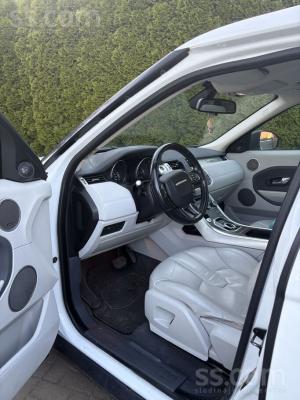 Balts Land Rover Range Rover Evoque 2014 Ogre, ar dzinēja tilpumu 2.20 L un nobraukumu 254 tūkst. km par 11000 €, foto 12 vietnē AUTOMOTO.COM.LV