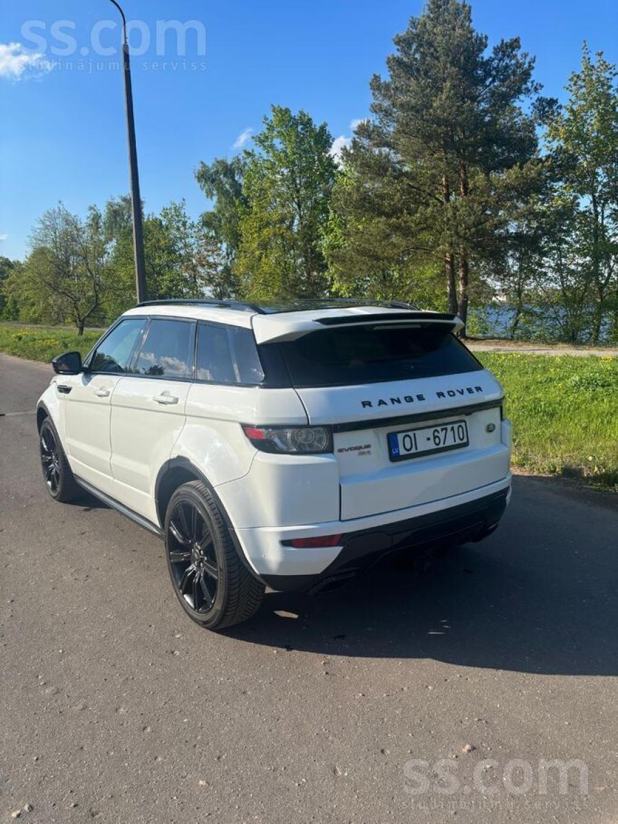 Balts Land Rover Range Rover Evoque 2014 Rīga, ar dzinēja tilpumu 2.00 L un nobraukumu 158 tūkst. km par 15500 €, foto 4 vietnē AUTOMOTO.COM.LV