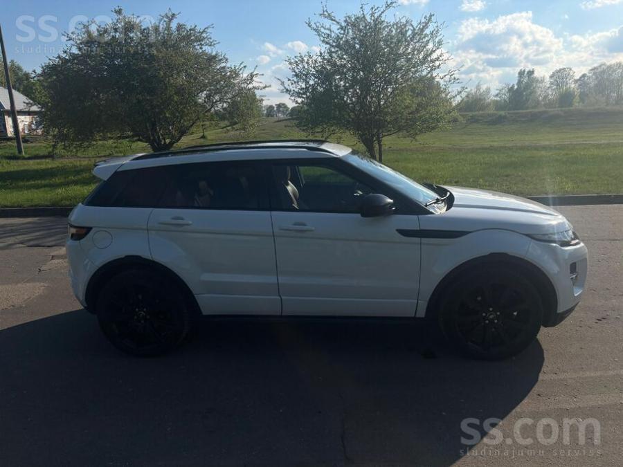 Balts Land Rover Range Rover Evoque 2014 Rīga, ar dzinēja tilpumu 2.00 L un nobraukumu 158 tūkst. km par 15500 €, foto 7 vietnē AUTOMOTO.COM.LV
