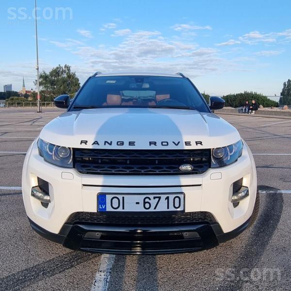 Balts Land Rover Range Rover Evoque 2014 Rīga, ar dzinēja tilpumu 2.00 L un nobraukumu 162 tūkst. km par 13200 €, foto 6 vietnē AUTOMOTO.COM.LV