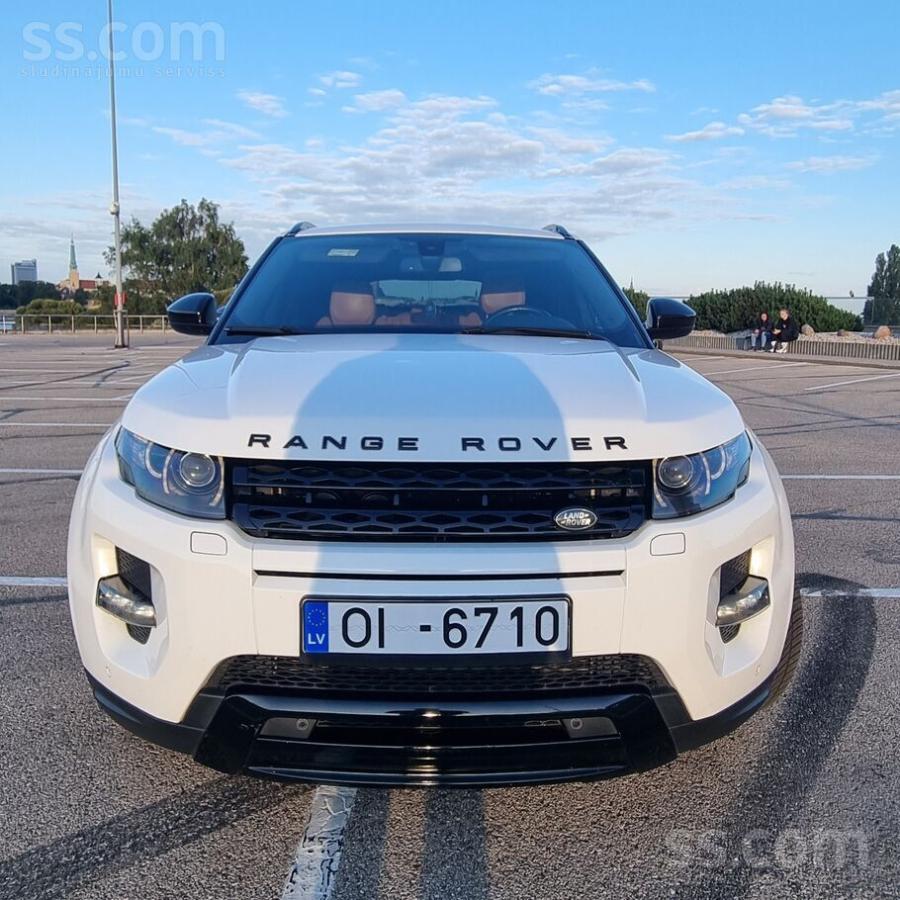 Balts Land Rover Range Rover Evoque 2014 Rīga, ar dzinēja tilpumu 2.00 L un nobraukumu 162 tūkst. km par 13200 €, foto 6 vietnē AUTOMOTO.COM.LV