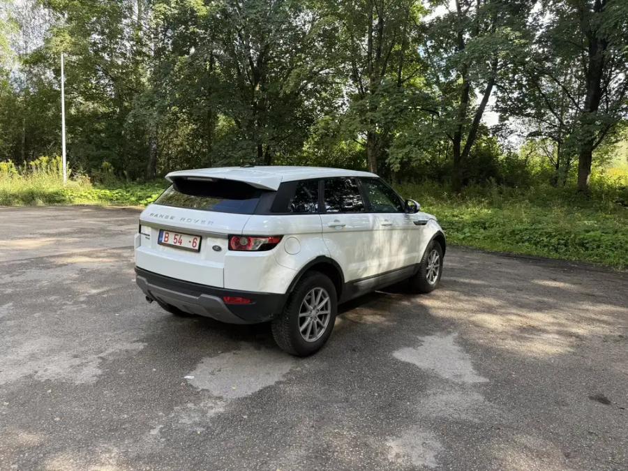 Balts Land Rover Range Rover Evoque 2014 Rīga, ar dzinēja tilpumu 2.20 L un nobraukumu 163 tūkst. km par 5000 €, foto 5 vietnē AUTOMOTO.COM.LV