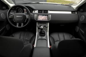 Balts Land Rover Range Rover Evoque 2014 Rīga, ar dzinēja tilpumu 2.20 L un nobraukumu 152 tūkst. km par 11450 €, foto 9 vietnē AUTOMOTO.COM.LV