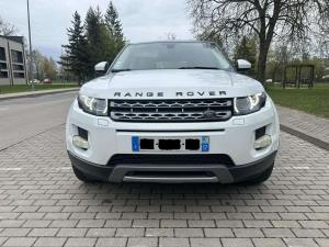 White Land Rover Range Rover Evoque 2014 in Taurage, with an engine capacity of 2.18 L and mileage of 205 thousand km for 10200 €, photo 4 on AUTOMOTO.COM.LV