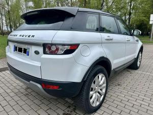 White Land Rover Range Rover Evoque 2014 in Taurage, with an engine capacity of 2.18 L and mileage of 205 thousand km for 10200 €, photo 7 on AUTOMOTO.COM.LV