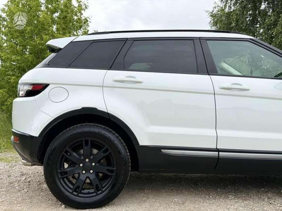 Balts Land Rover Range Rover Evoque 2014 Šauļi, ar dzinēja tilpumu 2.18 L un nobraukumu 171 tūkst. km par 13999 €, foto 10 vietnē AUTOMOTO.COM.LV