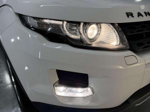 White Land Rover Range Rover Evoque 2014 in Utena, with an engine capacity of 2.18 L and mileage of 203 thousand km for 11950 €, photo 9 on AUTOMOTO.COM.LV