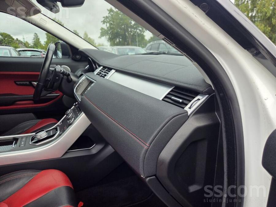 White Land Rover Range Rover Evoque 2014 in Jelgava, with an engine capacity of 2.20 L and mileage of 0 thousand km for 11800 €, photo 12 on AUTOMOTO.COM.LV