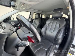 Balts Land Rover Range Rover Evoque 2015 Rīga, ar dzinēja tilpumu 2.20 L un nobraukumu 203 tūkst. km par 14450 €, foto 13 vietnē AUTOMOTO.COM.LV