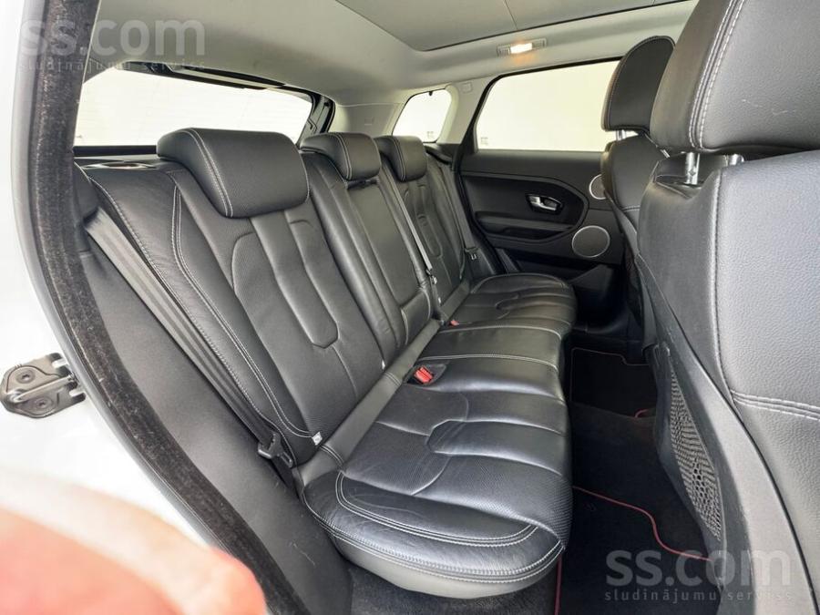 Balts Land Rover Range Rover Evoque 2015 Rīga, ar dzinēja tilpumu 2.20 L un nobraukumu 203 tūkst. km par 14450 €, foto 17 vietnē AUTOMOTO.COM.LV