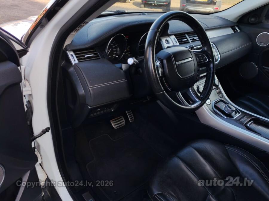 White Land Rover Range Rover Evoque 2015 in Tallinn, with an engine capacity of 2.20 L and mileage of 180 thousand km for 12999 €, photo 10 on AUTOMOTO.COM.LV