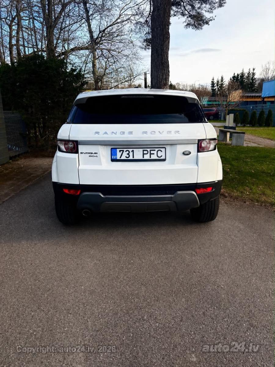 Balts Land Rover Range Rover Evoque 2015 Tallina, ar dzinēja tilpumu 2.20 L un nobraukumu 178 tūkst. km par 11800 €, foto 5 vietnē AUTOMOTO.COM.LV
