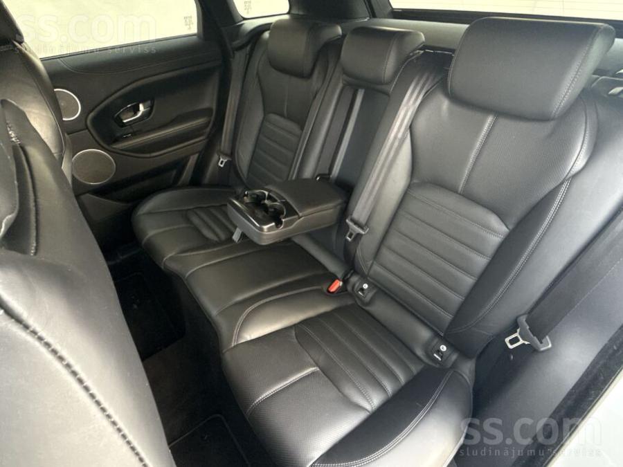 Balts Land Rover Range Rover Evoque 2015 Rīga, ar dzinēja tilpumu 2.00 L un nobraukumu 115 tūkst. km par 14900 €, foto 15 vietnē AUTOMOTO.COM.LV