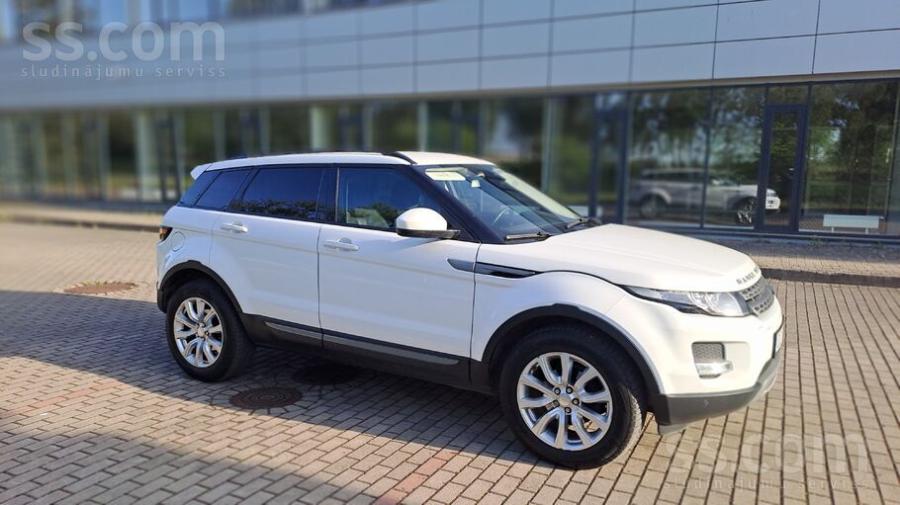Balts Land Rover Range Rover Evoque 2015 Tukums, ar dzinēja tilpumu 2.20 L un nobraukumu 215 tūkst. km par 11800 €, foto 4 vietnē AUTOMOTO.COM.LV