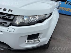 White Land Rover Range Rover Evoque 2015 in Riga, with an engine capacity of 2.20 L and mileage of 205 thousand km for 9650 €, photo 7 on AUTOMOTO.COM.LV
