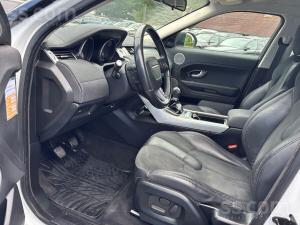 White Land Rover Range Rover Evoque 2015 in Riga, with an engine capacity of 2.20 L and mileage of 205 thousand km for 9650 €, photo 9 on AUTOMOTO.COM.LV