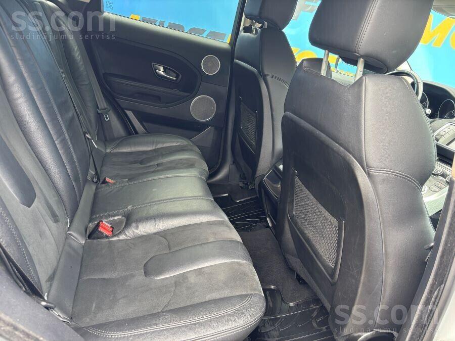 White Land Rover Range Rover Evoque 2015 in Riga, with an engine capacity of 2.20 L and mileage of 205 thousand km for 9650 €, photo 12 on AUTOMOTO.COM.LV