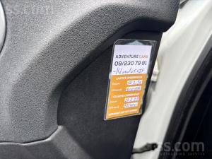White Land Rover Range Rover Evoque 2015 in Riga, with an engine capacity of 2.20 L and mileage of 205 thousand km for 9650 €, photo 19 on AUTOMOTO.COM.LV