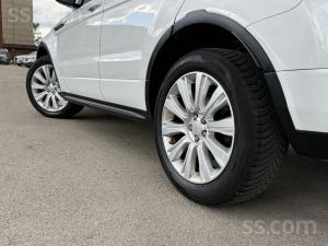 Balts Land Rover Range Rover Evoque 2015 Jelgava, ar dzinēja tilpumu 2.20 L un nobraukumu 0 tūkst. km par 13750 €, foto 8 vietnē AUTOMOTO.COM.LV