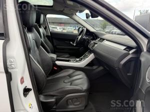 Balts Land Rover Range Rover Evoque 2015 Jelgava, ar dzinēja tilpumu 2.20 L un nobraukumu 0 tūkst. km par 13750 €, foto 13 vietnē AUTOMOTO.COM.LV
