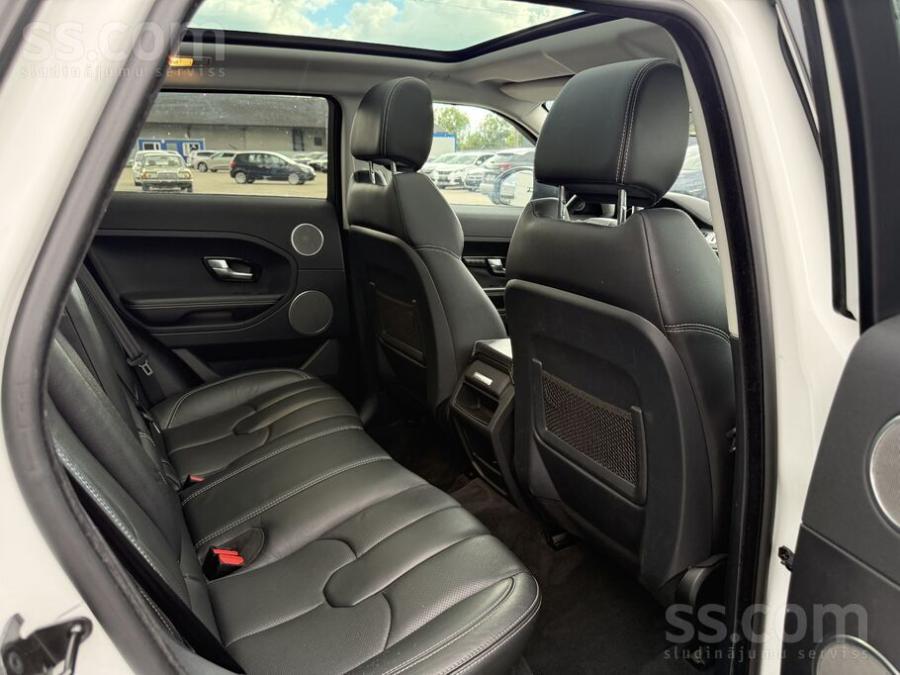 Balts Land Rover Range Rover Evoque 2015 Jelgava, ar dzinēja tilpumu 2.20 L un nobraukumu 0 tūkst. km par 13750 €, foto 16 vietnē AUTOMOTO.COM.LV