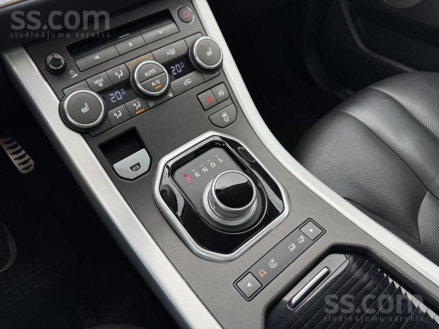 Balts Land Rover Range Rover Evoque 2015 Jelgava, ar dzinēja tilpumu 2.20 L un nobraukumu 0 tūkst. km par 13750 €, foto 19 vietnē AUTOMOTO.COM.LV