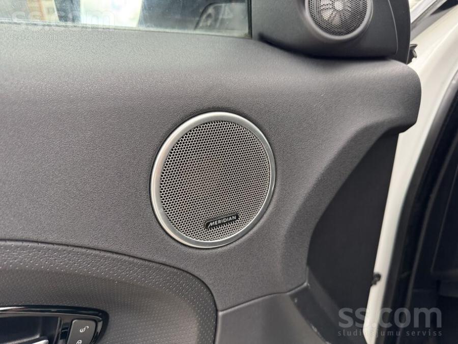 Balts Land Rover Range Rover Evoque 2015 Jelgava, ar dzinēja tilpumu 2.20 L un nobraukumu 0 tūkst. km par 13750 €, foto 22 vietnē AUTOMOTO.COM.LV