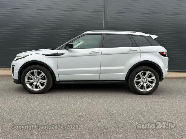 Balts Land Rover Range Rover Evoque 2015 Tallina, ar dzinēja tilpumu 2.00 L un nobraukumu 133 tūkst. km par 15990 €, foto 9 vietnē AUTOMOTO.COM.LV