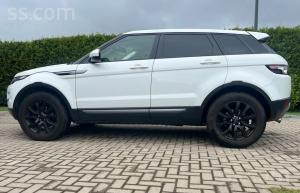 White Land Rover Range Rover Evoque 2015 in Riga, with an engine capacity of 2.20 L and mileage of 176 thousand km for 14850 €, photo 4 on AUTOMOTO.COM.LV