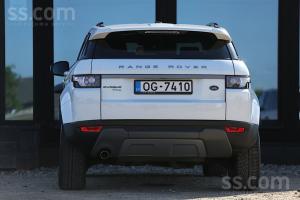 White Land Rover Range Rover Evoque 2015 in Tukums, with an engine capacity of 2.20 L and mileage of 220 thousand km for 11690 €, photo 4 on AUTOMOTO.COM.LV