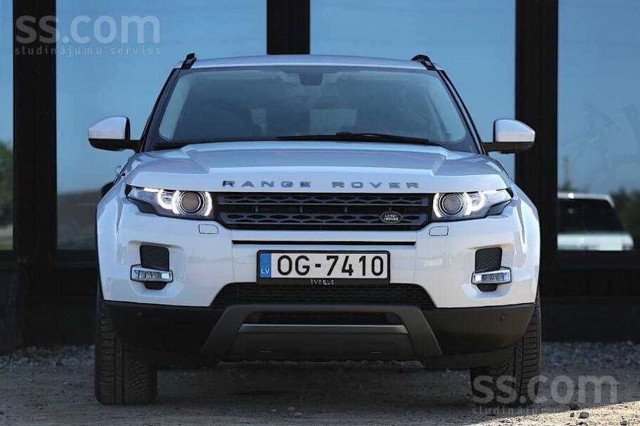 White Land Rover Range Rover Evoque 2015 in Tukums, with an engine capacity of 2.20 L and mileage of 220 thousand km for 11690 €, photo 7 on AUTOMOTO.COM.LV
