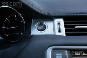 White Land Rover Range Rover Evoque 2015 in Tukums, with an engine capacity of 2.20 L and mileage of 220 thousand km for 11690 €, photo 16 on AUTOMOTO.COM.LV