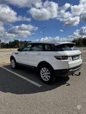 Balts Land Rover Range Rover Evoque 2015 Viļņa, ar dzinēja tilpumu 2.18 L un nobraukumu 200 tūkst. km par 11300 €, foto 10 vietnē AUTOMOTO.COM.LV