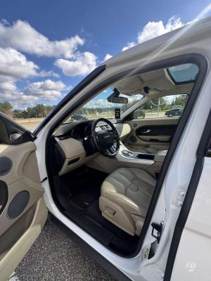 Balts Land Rover Range Rover Evoque 2015 Viļņa, ar dzinēja tilpumu 2.18 L un nobraukumu 200 tūkst. km par 11300 €, foto 15 vietnē AUTOMOTO.COM.LV