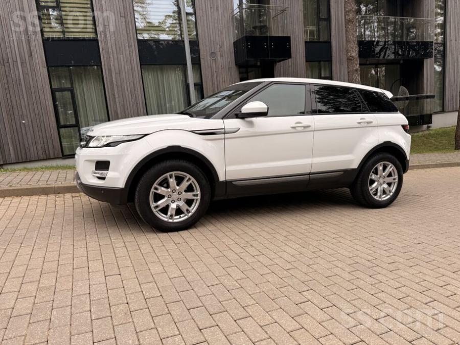 Balts Land Rover Range Rover Evoque 2015 Rīga, ar dzinēja tilpumu 2.20 L un nobraukumu 111 tūkst. km par 12500 €, foto 3 vietnē AUTOMOTO.COM.LV