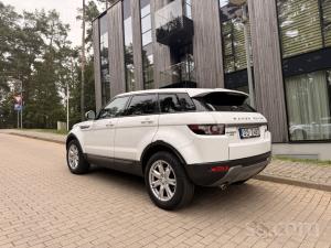 Balts Land Rover Range Rover Evoque 2015 Rīga, ar dzinēja tilpumu 2.20 L un nobraukumu 111 tūkst. km par 12500 €, foto 5 vietnē AUTOMOTO.COM.LV