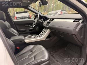 Balts Land Rover Range Rover Evoque 2015 Rīga, ar dzinēja tilpumu 2.20 L un nobraukumu 111 tūkst. km par 12500 €, foto 19 vietnē AUTOMOTO.COM.LV