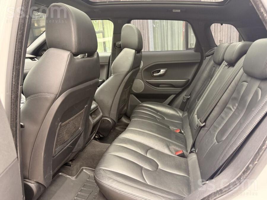 Balts Land Rover Range Rover Evoque 2015 Rīga, ar dzinēja tilpumu 2.20 L un nobraukumu 111 tūkst. km par 12500 €, foto 21 vietnē AUTOMOTO.COM.LV
