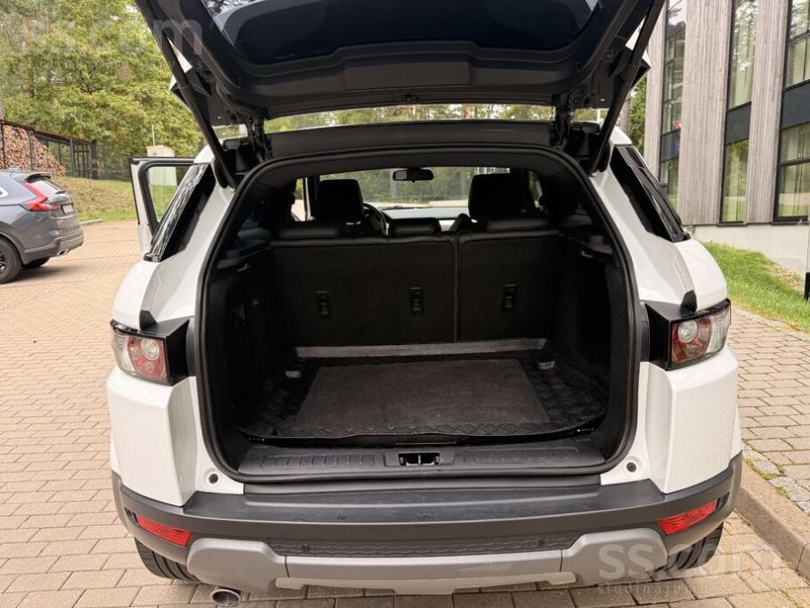 Balts Land Rover Range Rover Evoque 2015 Rīga, ar dzinēja tilpumu 2.20 L un nobraukumu 111 tūkst. km par 12500 €, foto 24 vietnē AUTOMOTO.COM.LV
