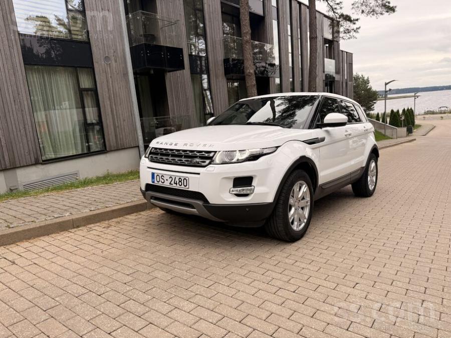 Balts Land Rover Range Rover Evoque 2015 Rīga, ar dzinēja tilpumu 2.20 L un nobraukumu 111 tūkst. km par 12500 €, foto 28 vietnē AUTOMOTO.COM.LV