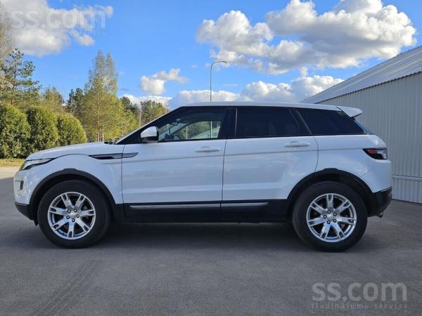 Balts Land Rover Range Rover Evoque 2015 Jēkabpils, ar dzinēja tilpumu 2.20 L un nobraukumu 156 tūkst. km par 10700 €, foto 4 vietnē AUTOMOTO.COM.LV