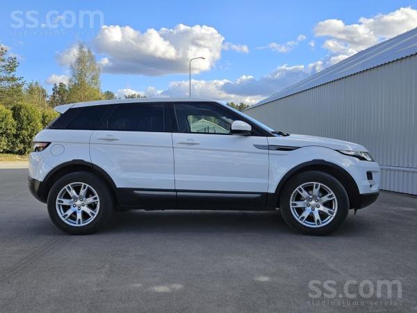 Balts Land Rover Range Rover Evoque 2015 Jēkabpils, ar dzinēja tilpumu 2.20 L un nobraukumu 156 tūkst. km par 10700 €, foto 6 vietnē AUTOMOTO.COM.LV