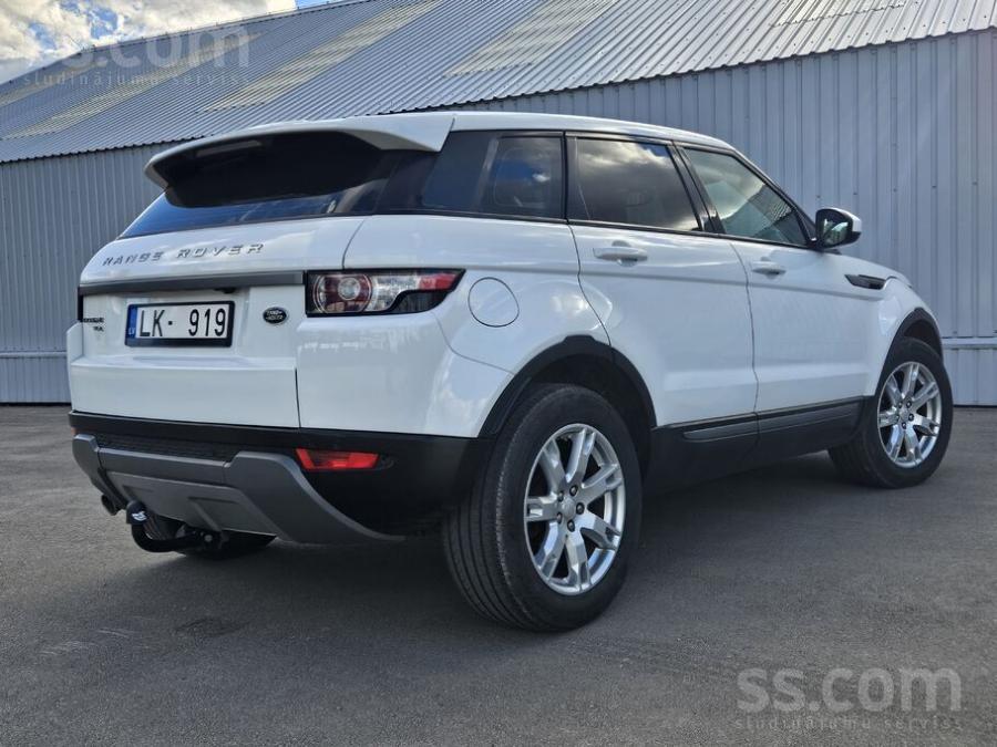 Balts Land Rover Range Rover Evoque 2015 Jēkabpils, ar dzinēja tilpumu 2.20 L un nobraukumu 156 tūkst. km par 10700 €, foto 7 vietnē AUTOMOTO.COM.LV
