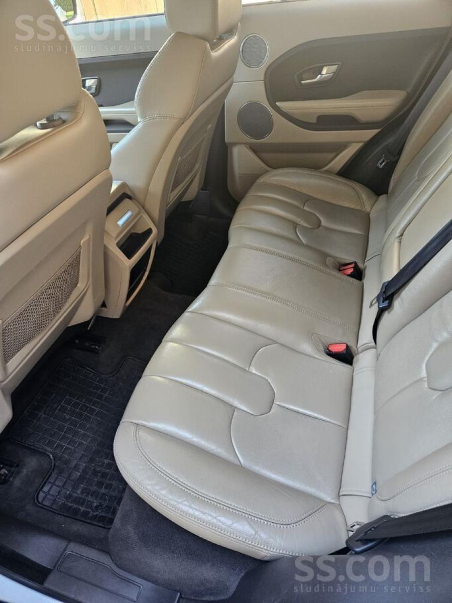 Balts Land Rover Range Rover Evoque 2015 Jēkabpils, ar dzinēja tilpumu 2.20 L un nobraukumu 156 tūkst. km par 10700 €, foto 12 vietnē AUTOMOTO.COM.LV