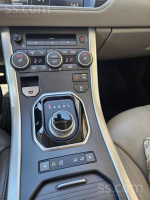 Balts Land Rover Range Rover Evoque 2015 Jēkabpils, ar dzinēja tilpumu 2.20 L un nobraukumu 156 tūkst. km par 10700 €, foto 16 vietnē AUTOMOTO.COM.LV