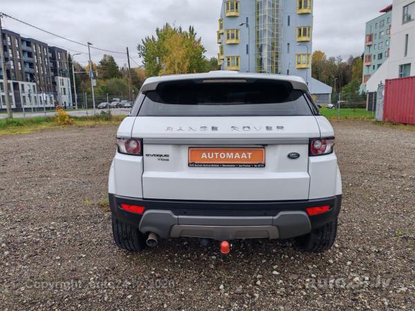Land Rover Range Rover Evoque 2015 Tallina vietnē Balts Land Rover Range Rover Evoque 2015 Tallina, ar dzinēja tilpumu 2.20 L un nobraukumu 150 tūkst. km par 10999 €, foto 5 vietnē AUTOMOTO.COM.LV