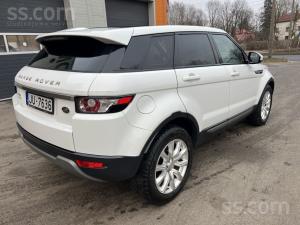 Balts Land Rover Range Rover Evoque 2015 Rīga, ar dzinēja tilpumu 2.20 L un nobraukumu 143 tūkst. km par 11200 €, foto 4 vietnē AUTOMOTO.COM.LV